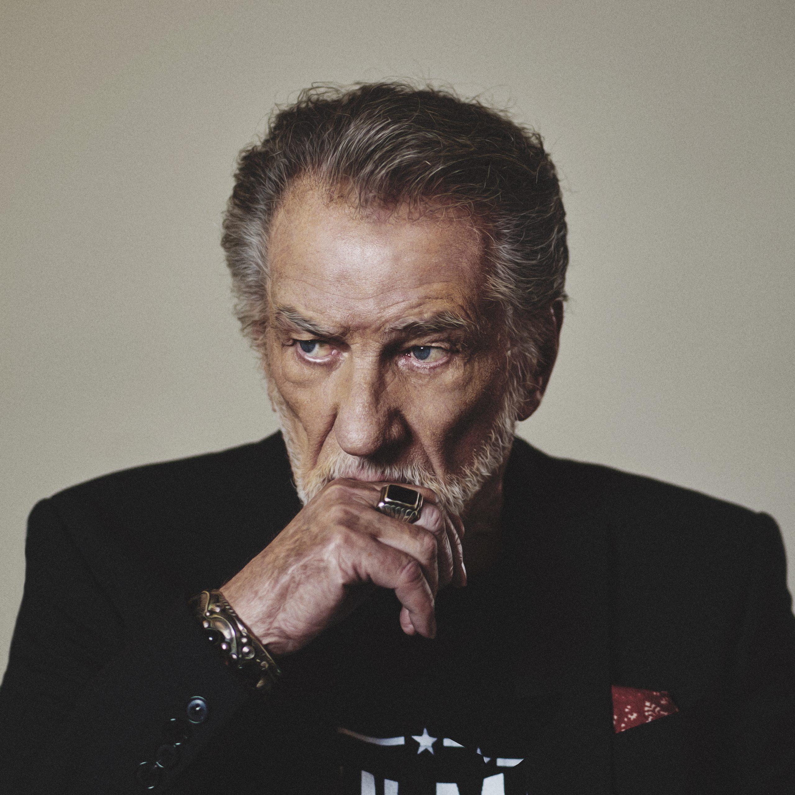 Eddy Mitchell : Un retour attendu sur la scène du Printemps de Pérouge